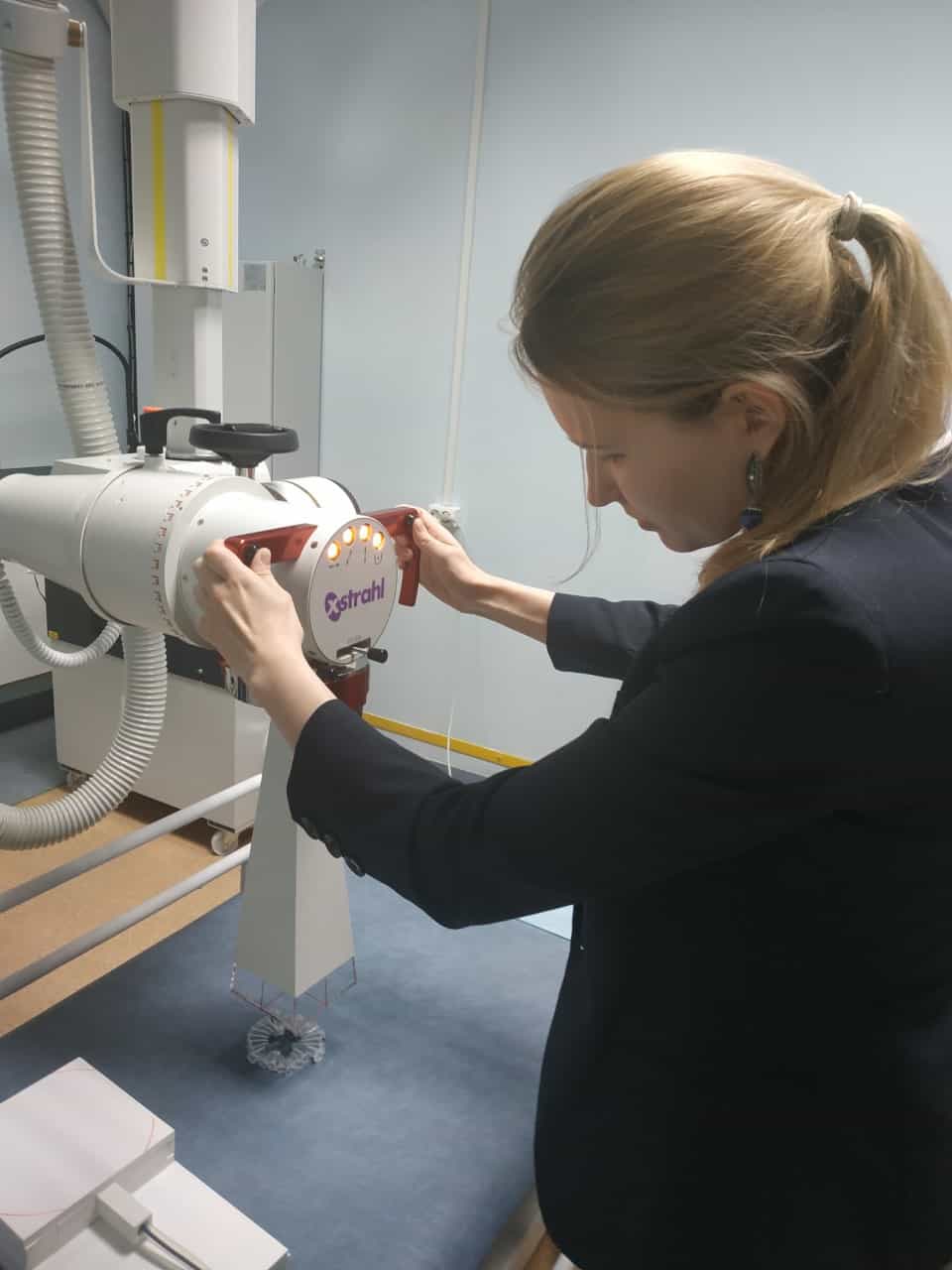 Xstrahl 200 Enables Gold Nanoparticle Research - Xstrahl