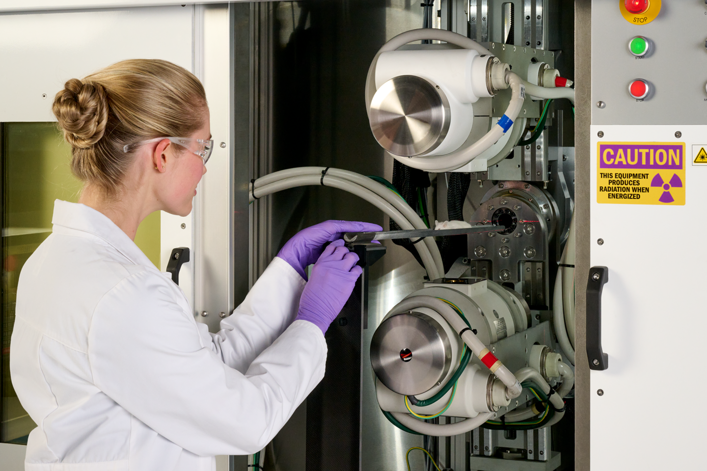 FLASH Irradiator Suite for Cancer Research | Xstrahl